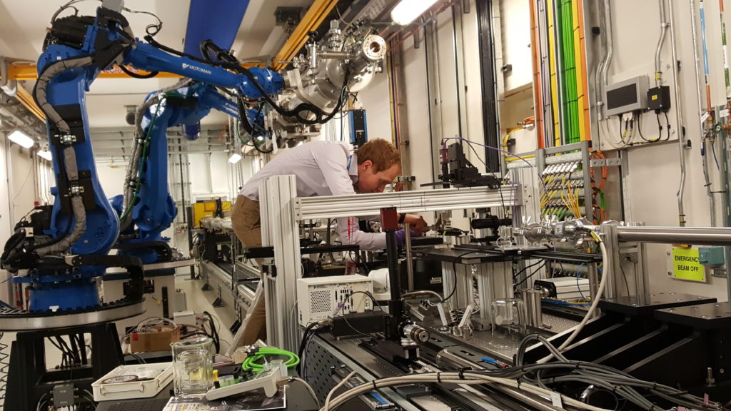 First ever images of fuel debris fallout particles from Fukushima ...